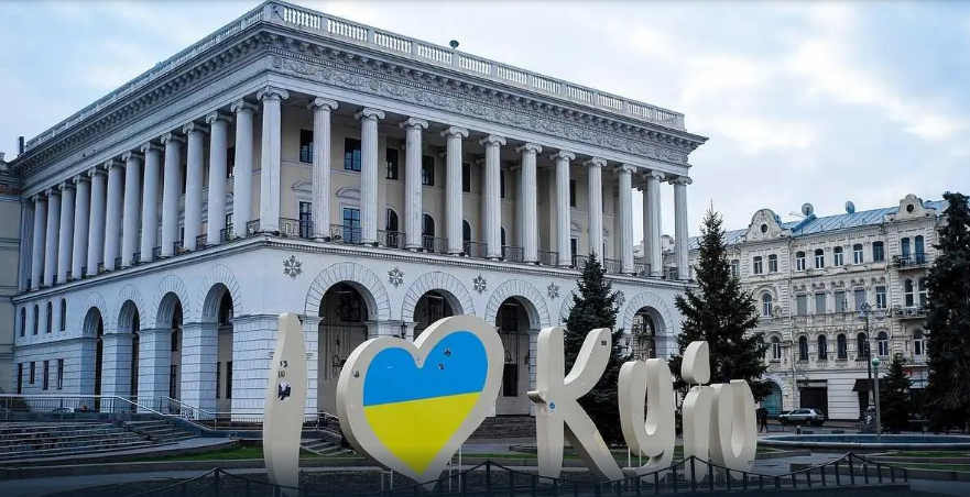 Стан повітря у Києві 25 грудня: чи фіксується забруднення сьогодні вранці | TrueUA